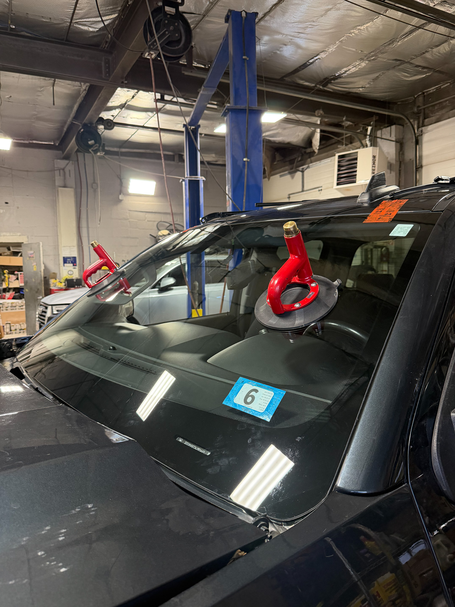 Discount Auto Glass NH | Mobile Windshield Replacement | Manchester, NH